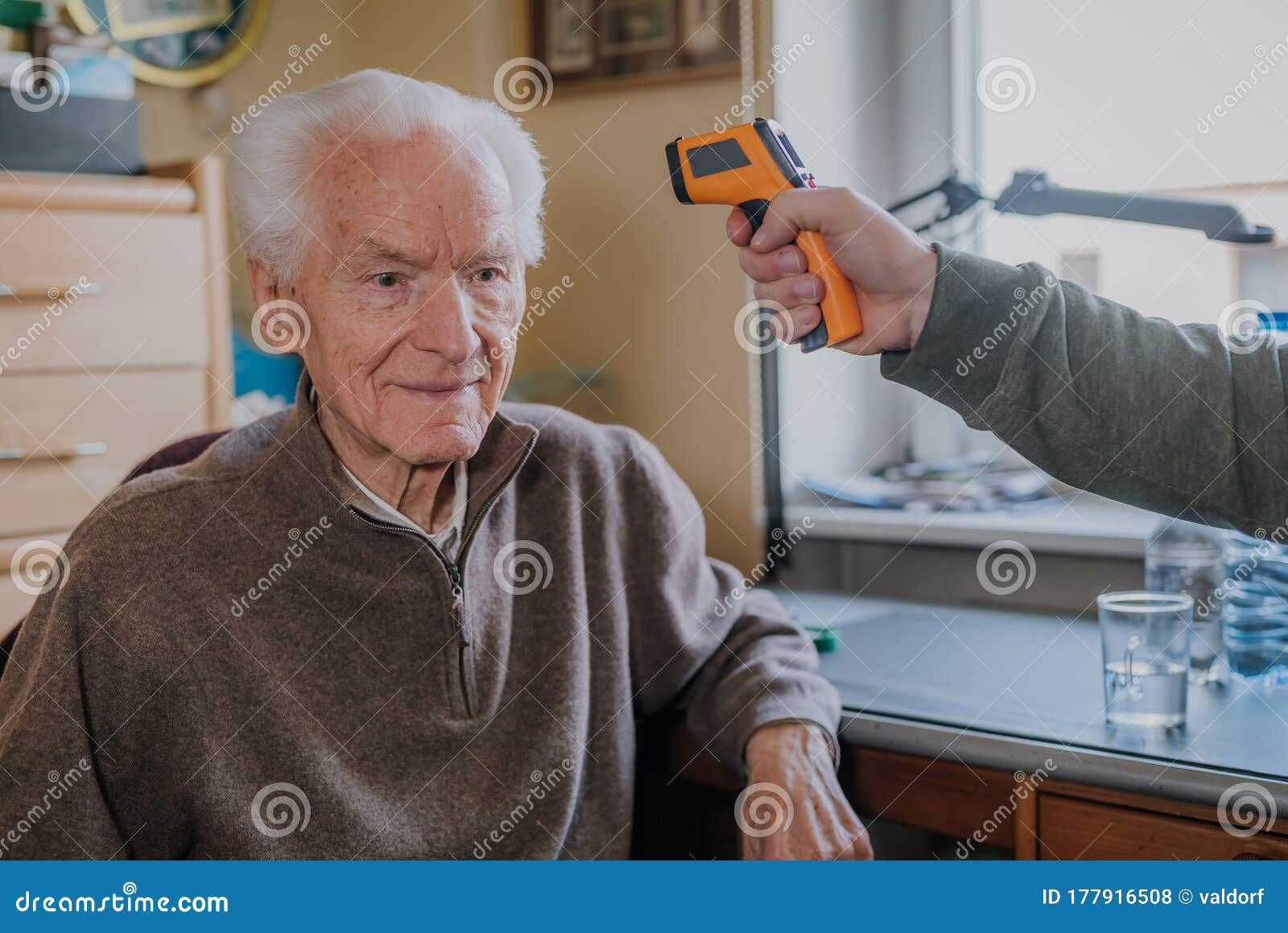 Old Man Measured Temperature with Thermometer Stock Photo - Image of ...