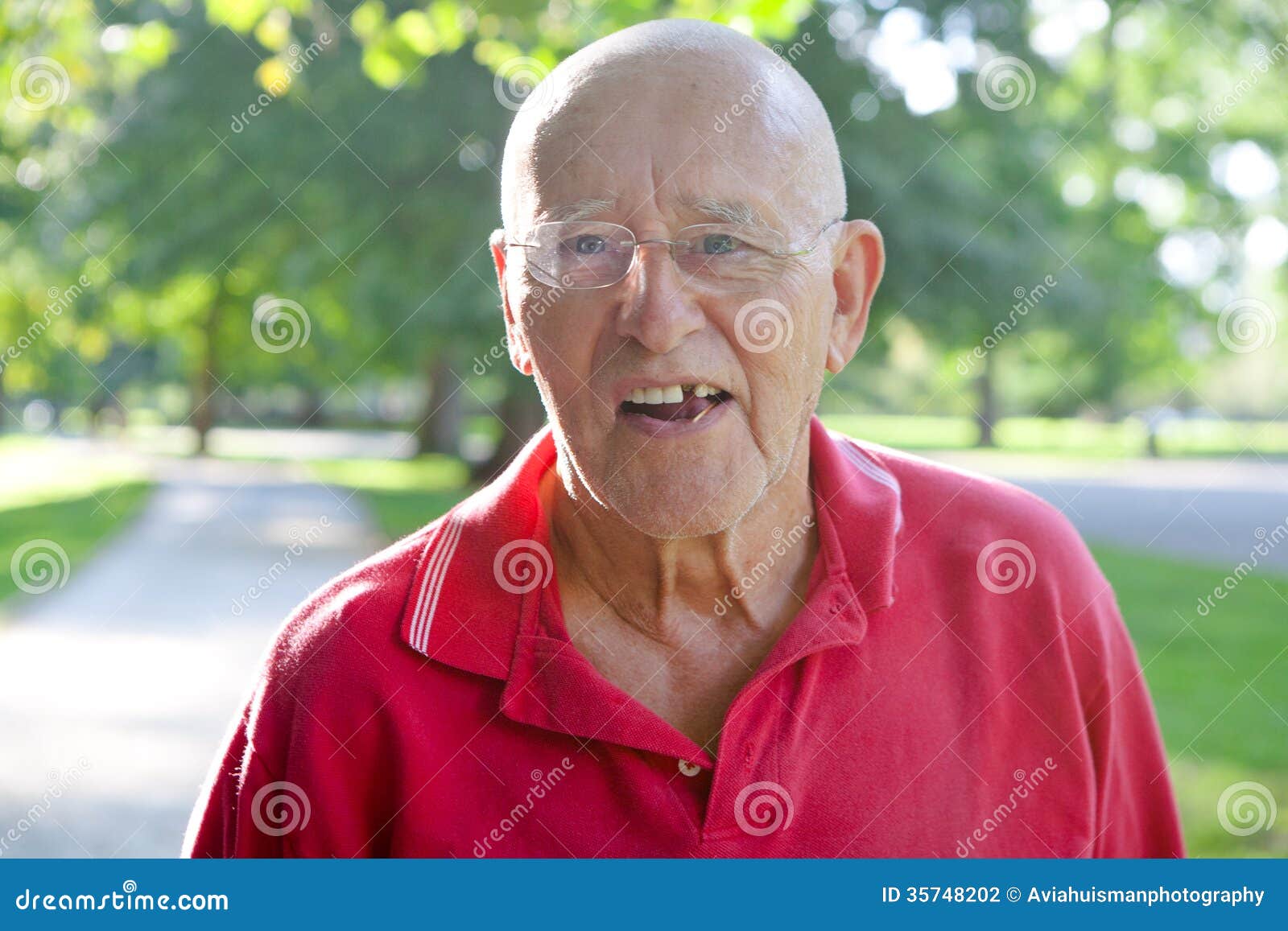 486 Funny Missing Tooth Stock Photos - Free & Royalty-Free Stock Photos ...