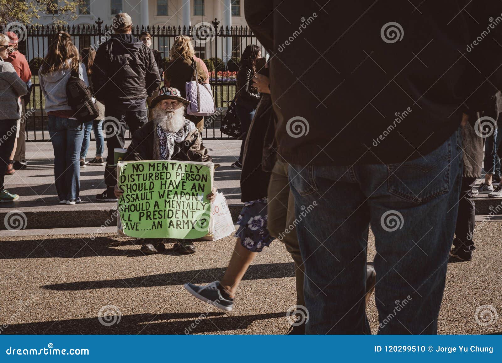 Old Man Protesting in Front of White House Editorial Image - Image of ...