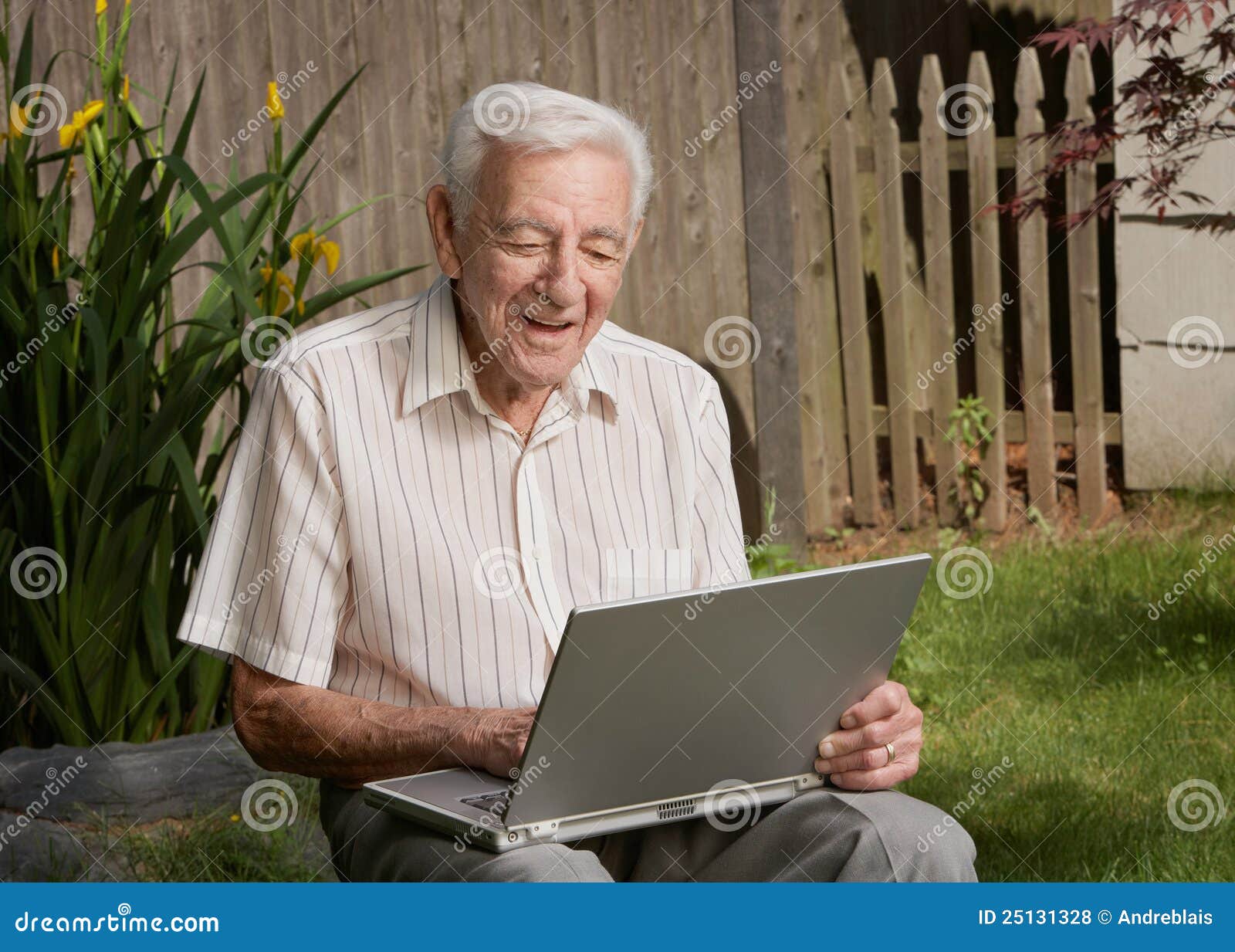 Old Man Senior Working on Computer Stock Photo - Image of keyboard ...