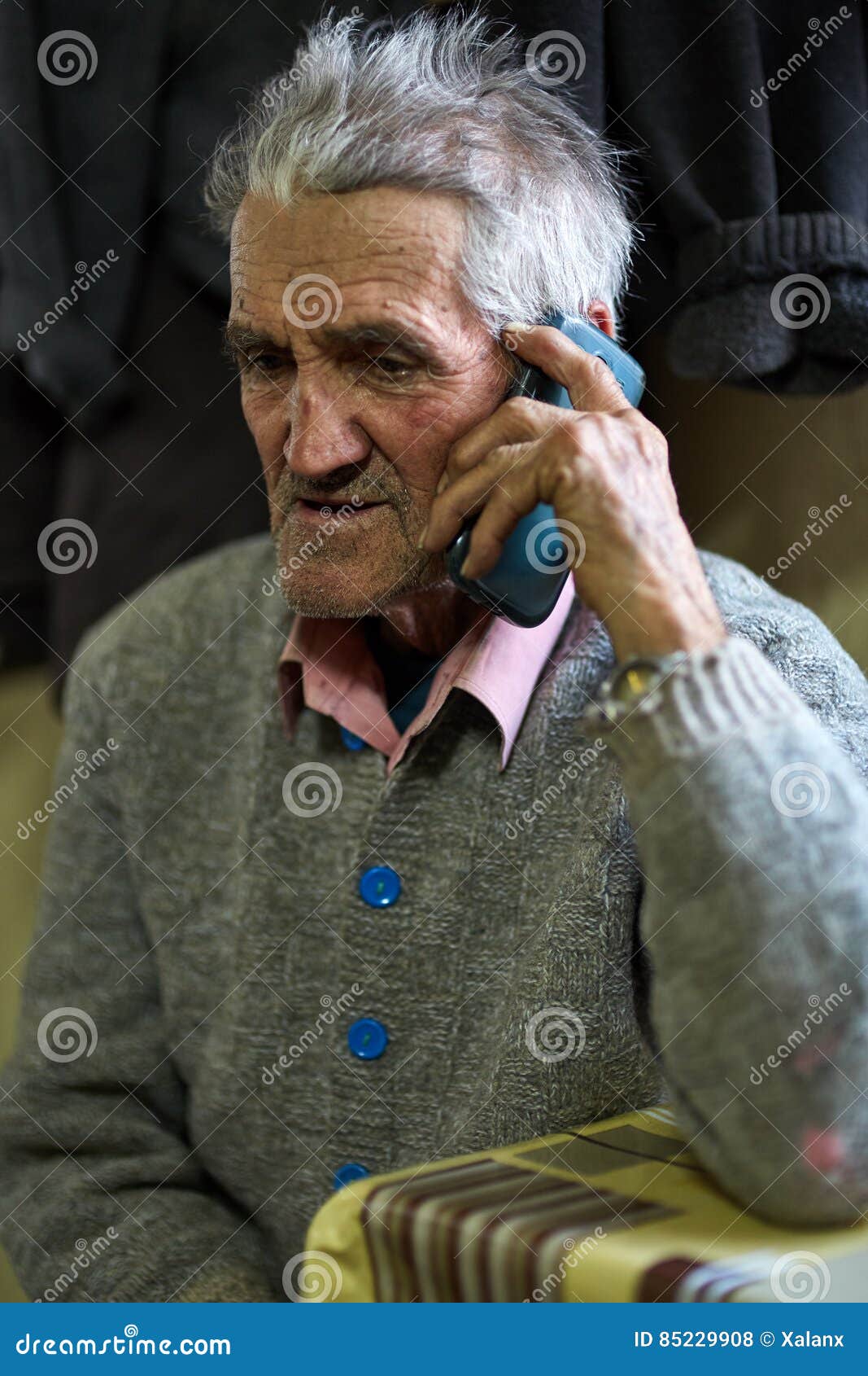 Old Man Speaking on Mobile Phone Stock Photo - Image of mobile ...