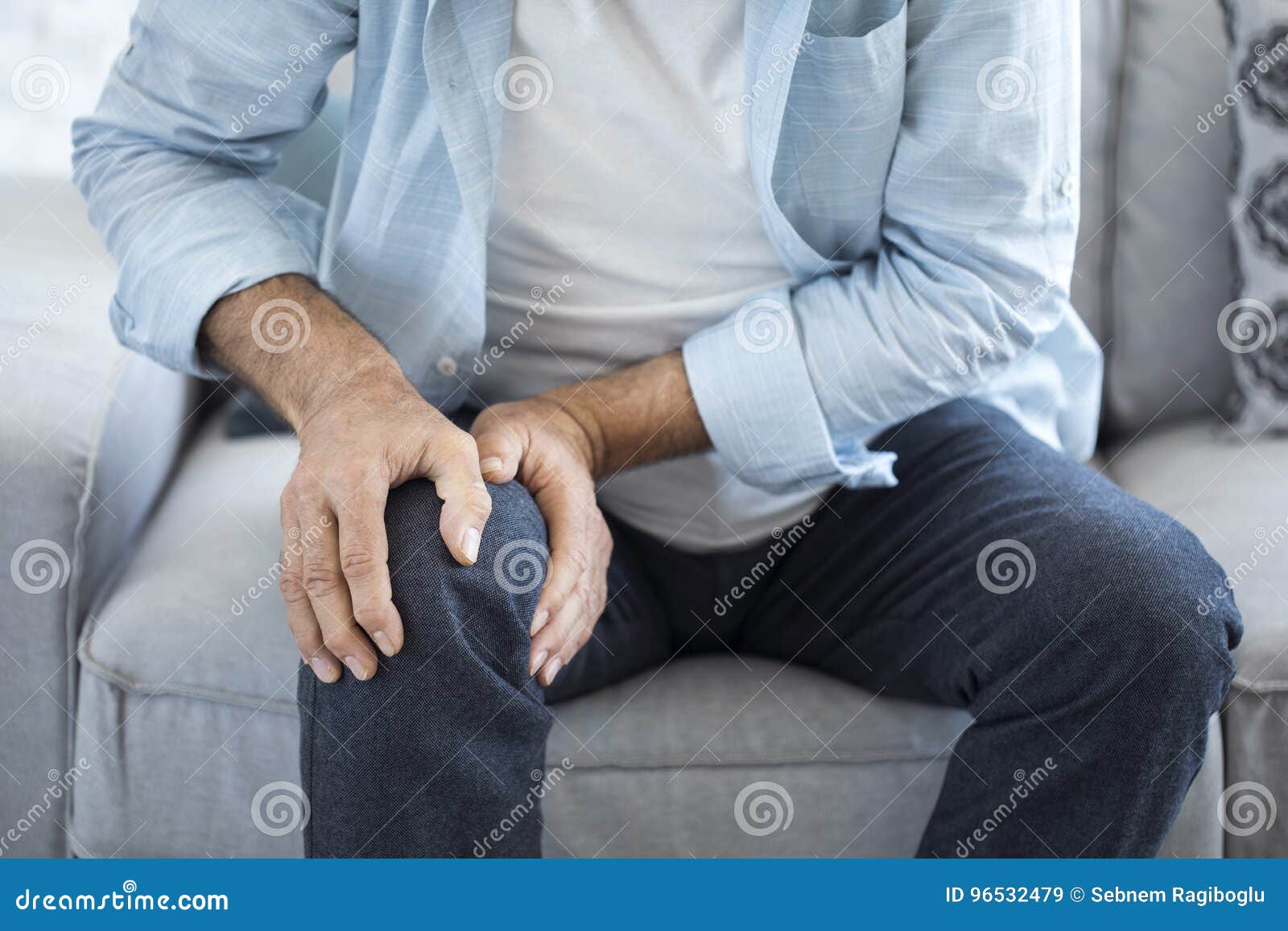 Old Man Suffering from Knee Pain Stock Image - Image of knee, injury ...