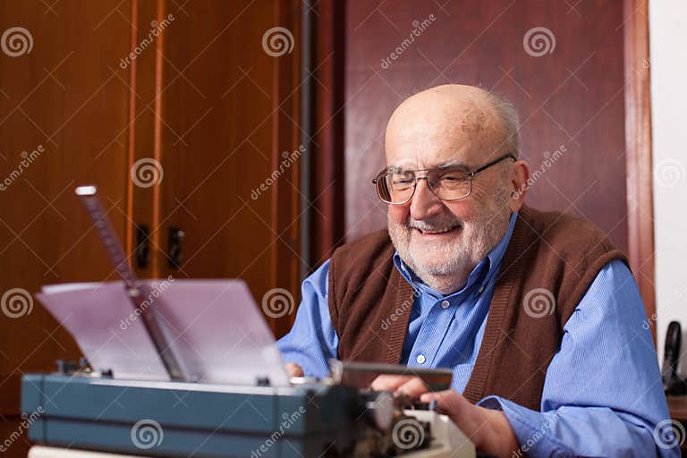 Old Man Typing on a Typewriter Stock Image - Image of indoors, person ...