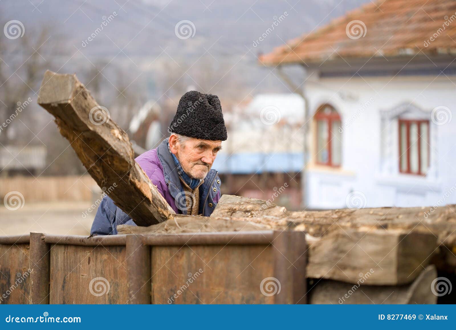 Old man at work stock image. Image of loading, tired, cold - 8277469