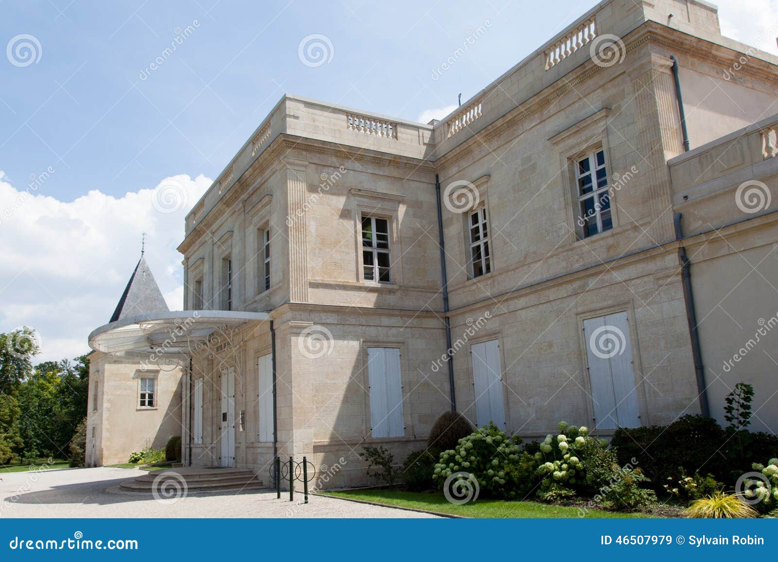 An old manoir house stock image. Image of chateau, green - 46507979
