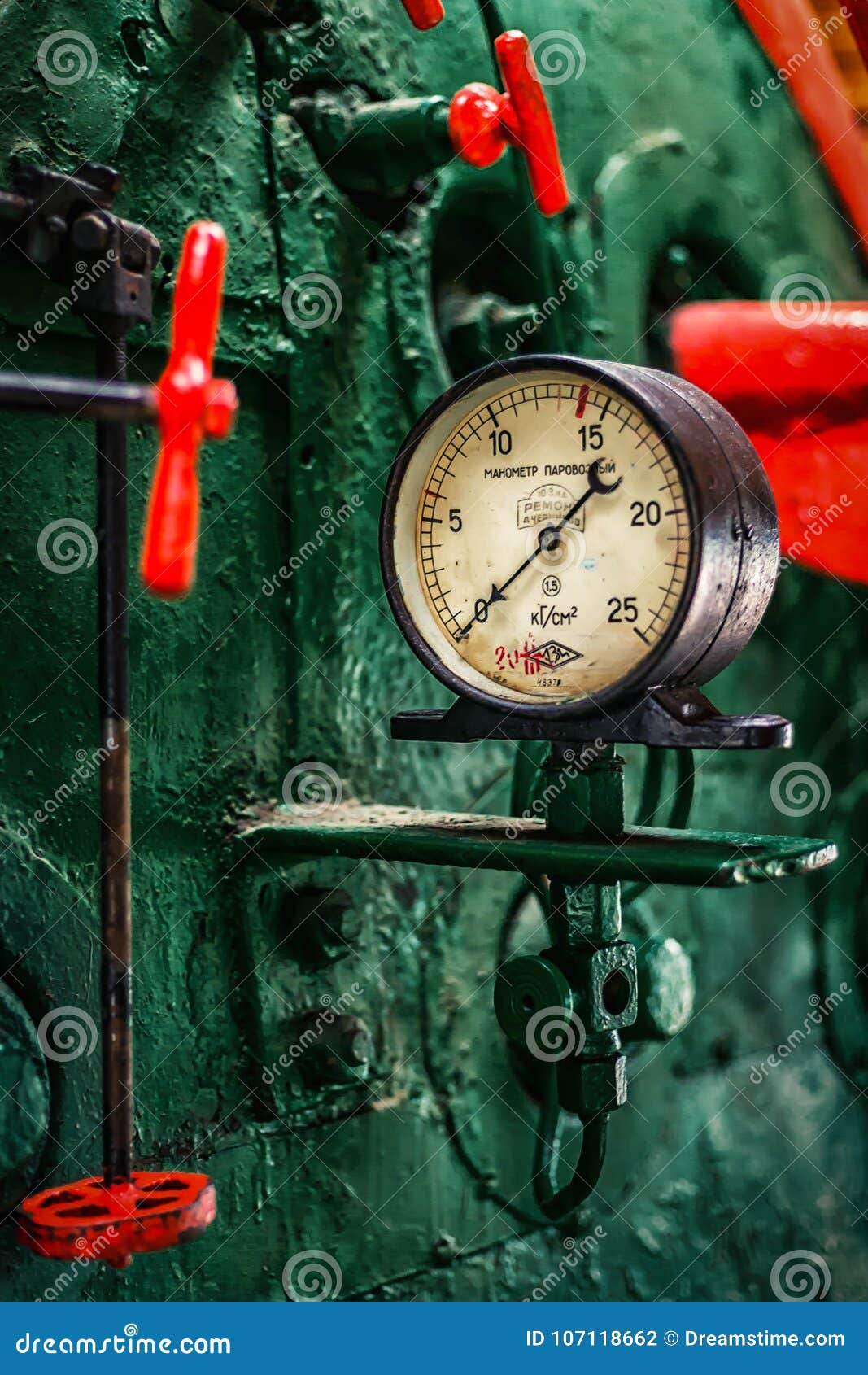 Old manometer stock photo. Image of dark, green, cursor - 107118662