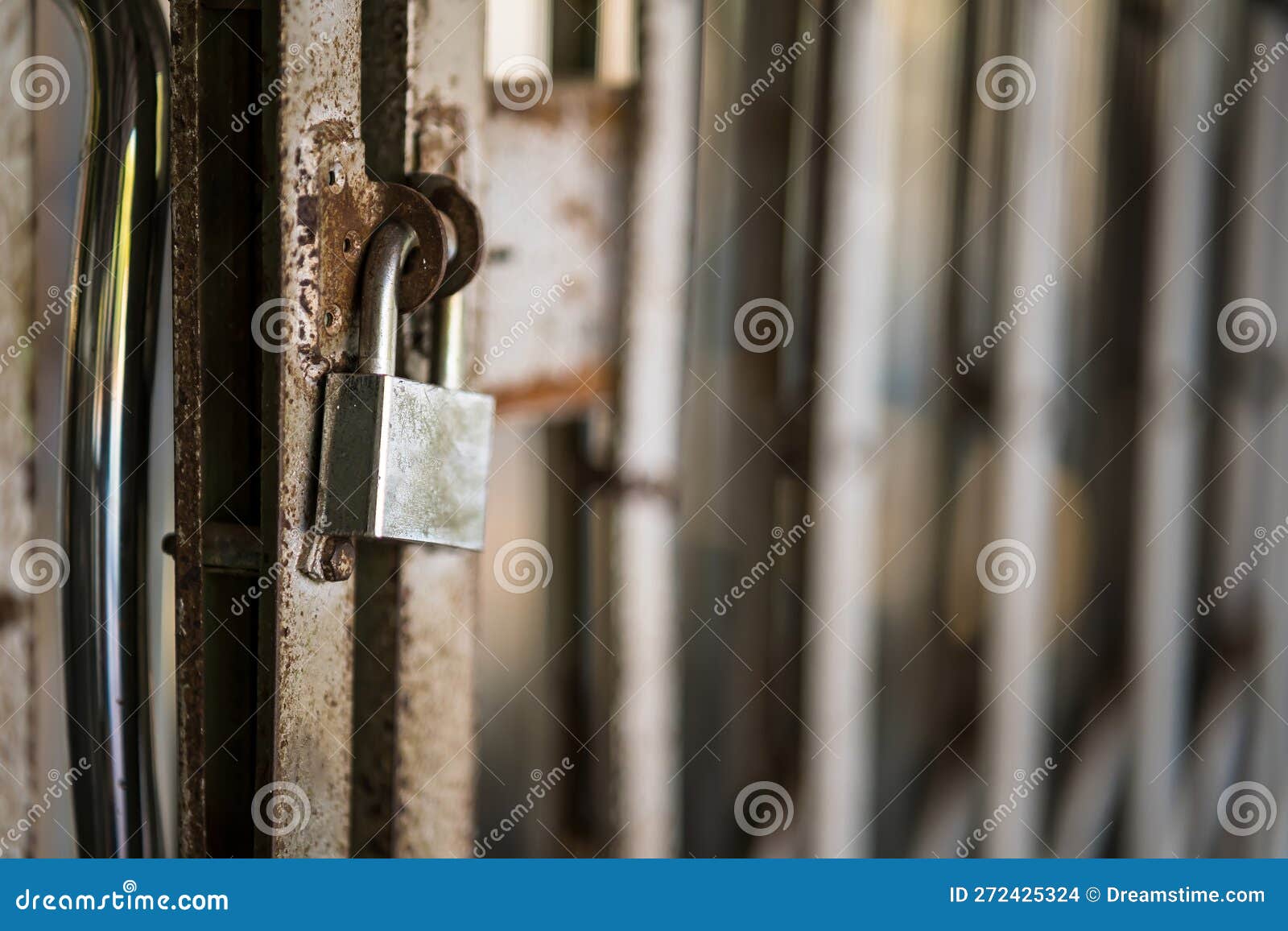 Old Master Key Locked on Iron Gate, Steel Padlock, Close Up Selective ...