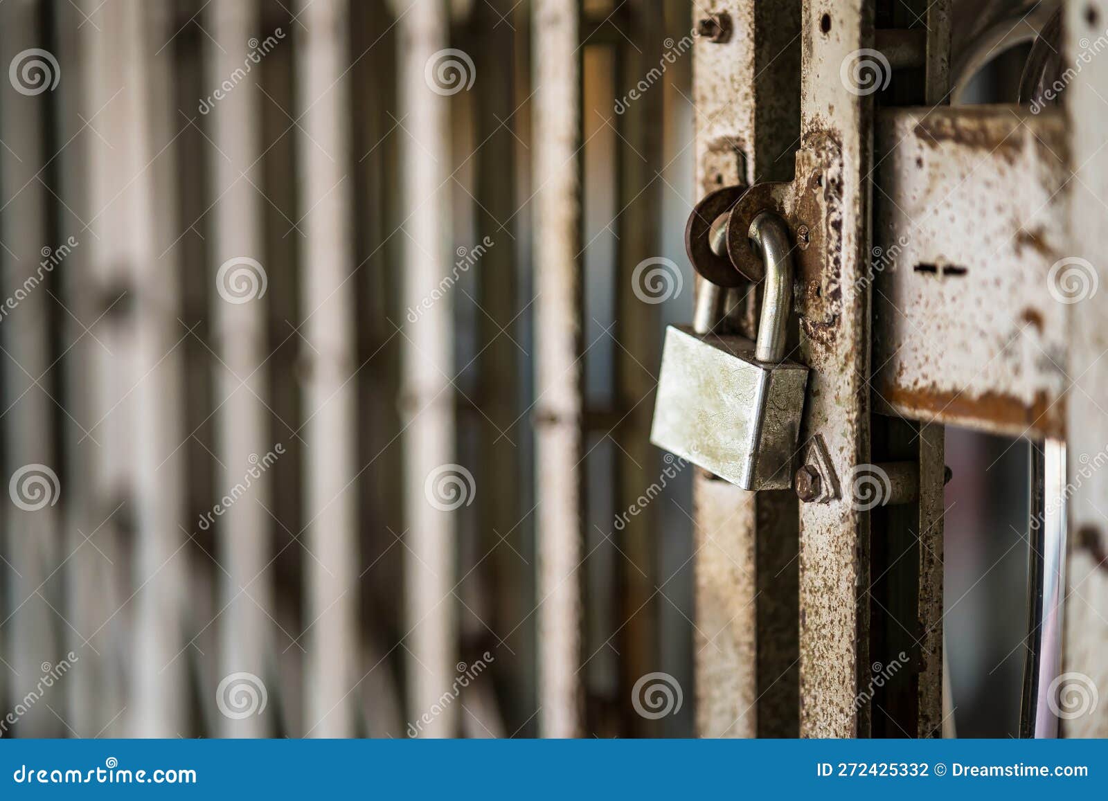 Old Master Key Locked on Iron Gate, Steel Padlock, Close Up Selective ...