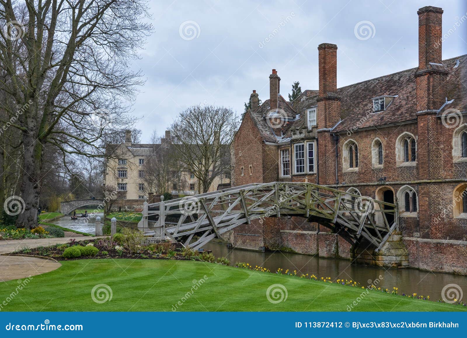 The Old Mathematical Bridge in Cambridge, England Stock Photo - Image ... The Old Mathematical Bridge in Cambridge, England Stock Photo - Image ...