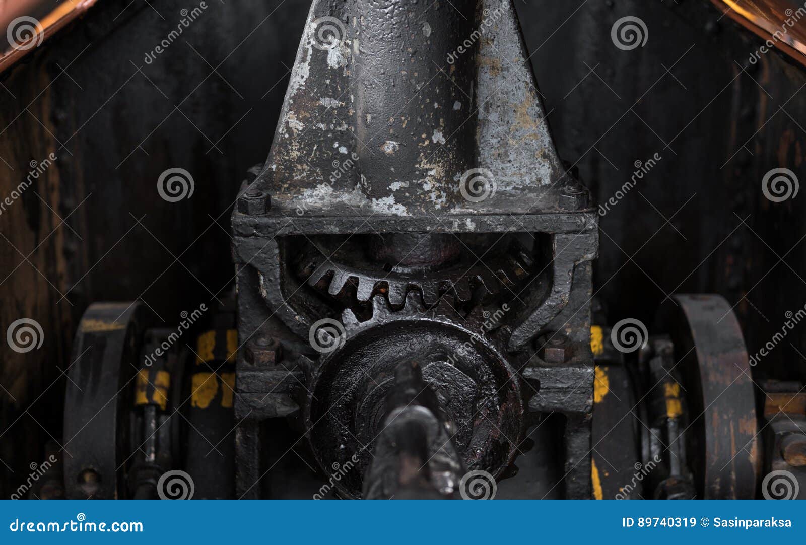 Old Mechanism, Inside Vintage Machine Stock Image - Image of engine ...