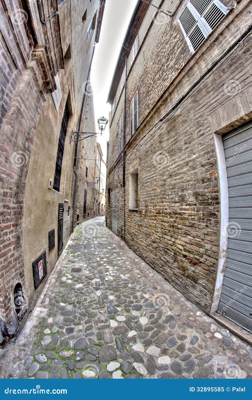 Old medieval alley stock image. Image of quarter, architecture - 32895585