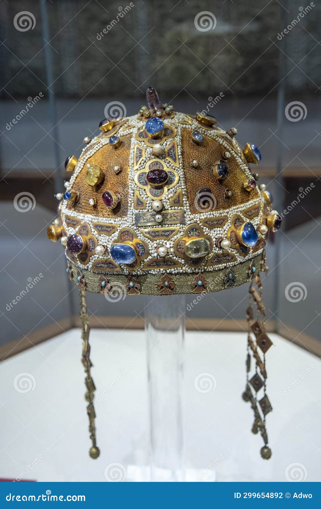 Old Medieval Crown editorial photography. Image of constance - 299654892