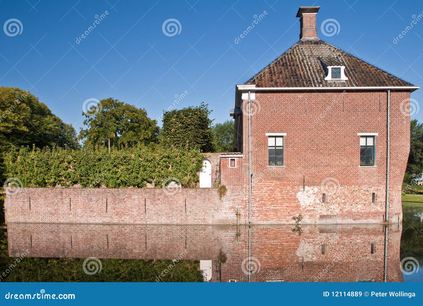 Old Medieval Mansion with Ditch Stock Image - Image of garden, mansion ...