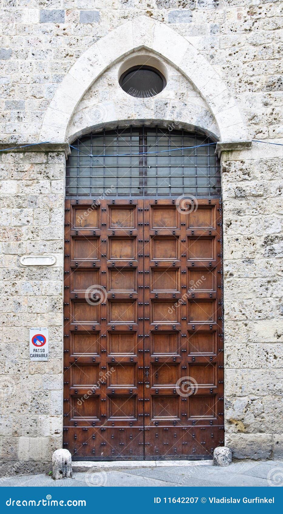 Old medieval style door stock image. Image of italy, vintage - 11642207