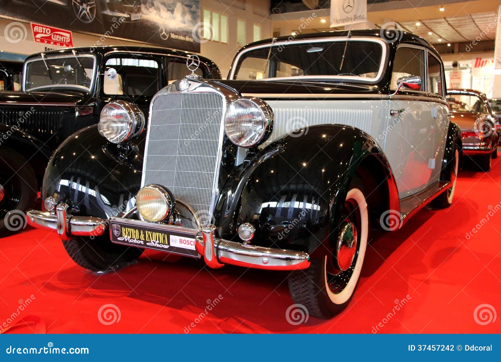 Old Mercedes-Benz editorial photography. Image of mercedesbenz - 37457242