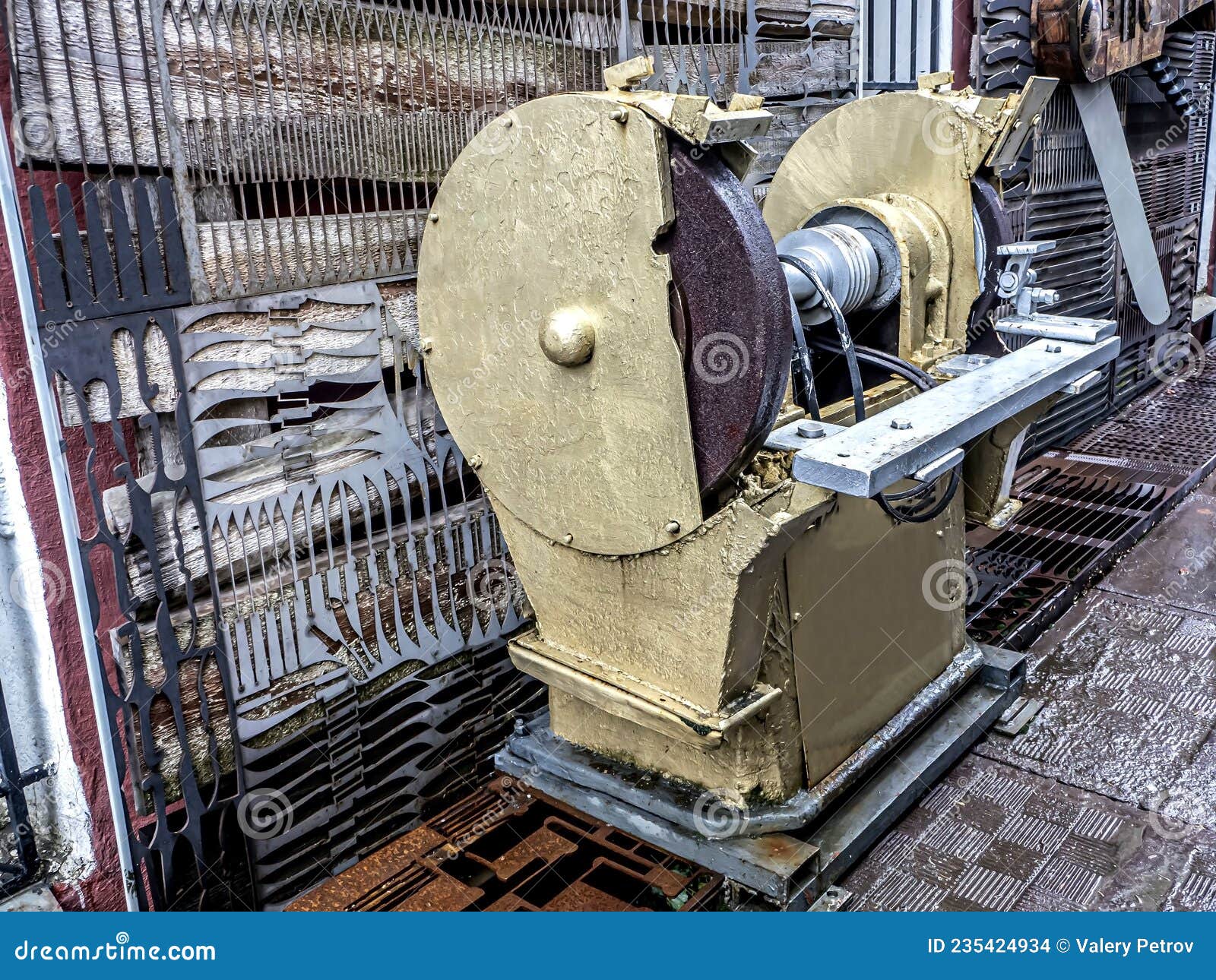 Old Stripping Metalworking Machine in the Museum Stock Photo - Image of ...