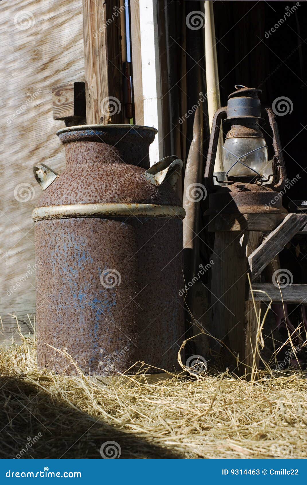 Old milk can stock image. Image of textures, rust, vintage - 9314463