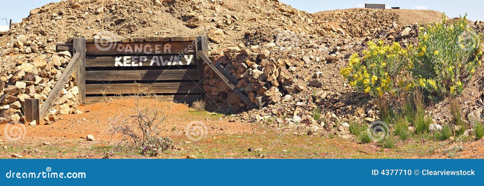 Old mine entrance panorama stock photo. Image of mining - 4377710