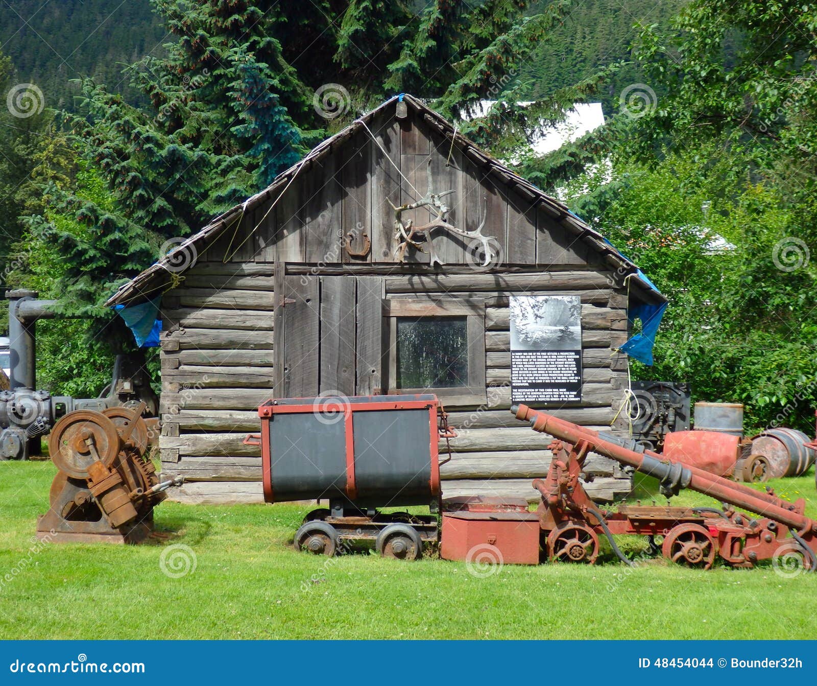 Old mining equipment editorial stock image. Image of construction ...