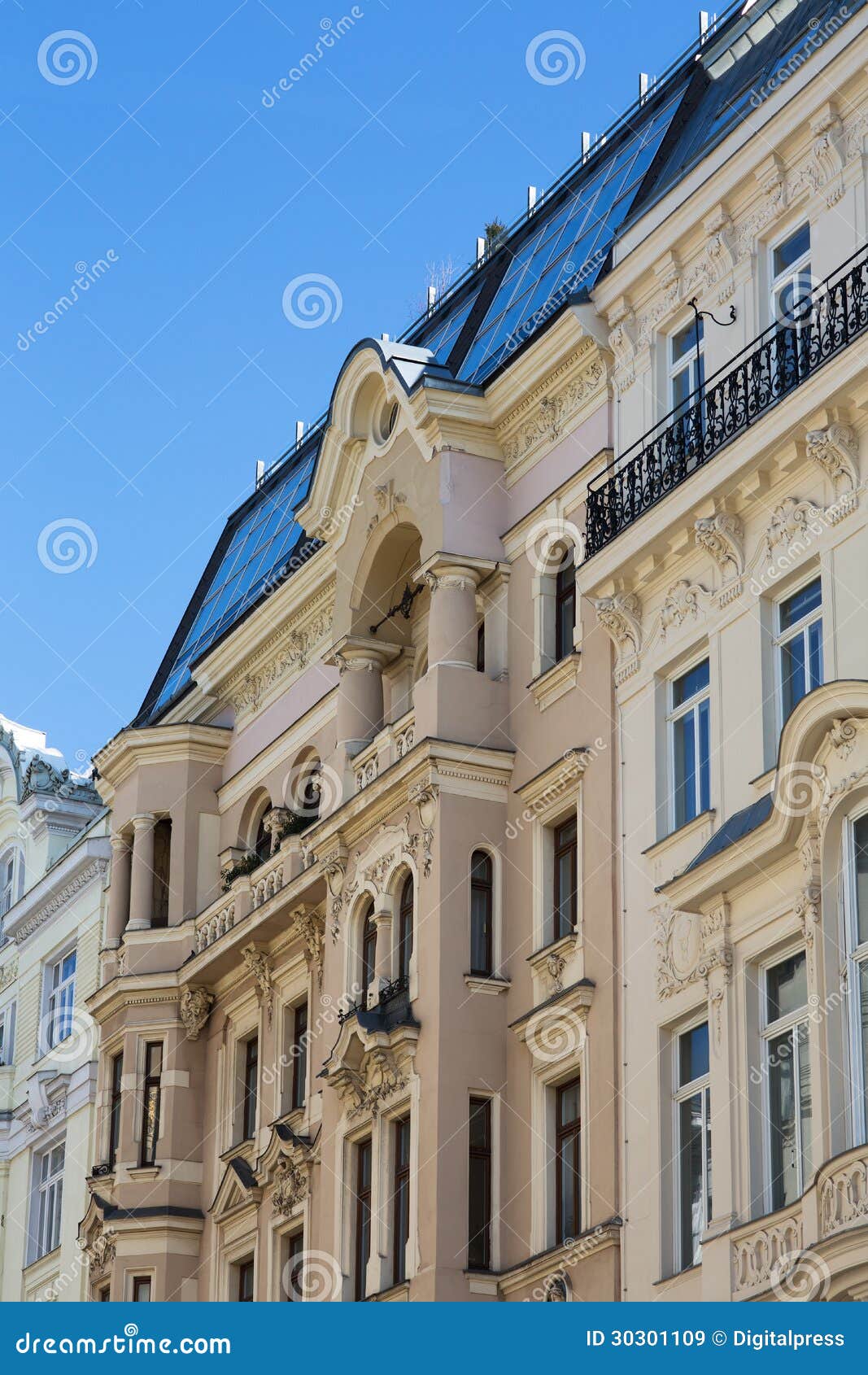 Old and Modern Architecture Stock Image - Image of residental, vienna ...