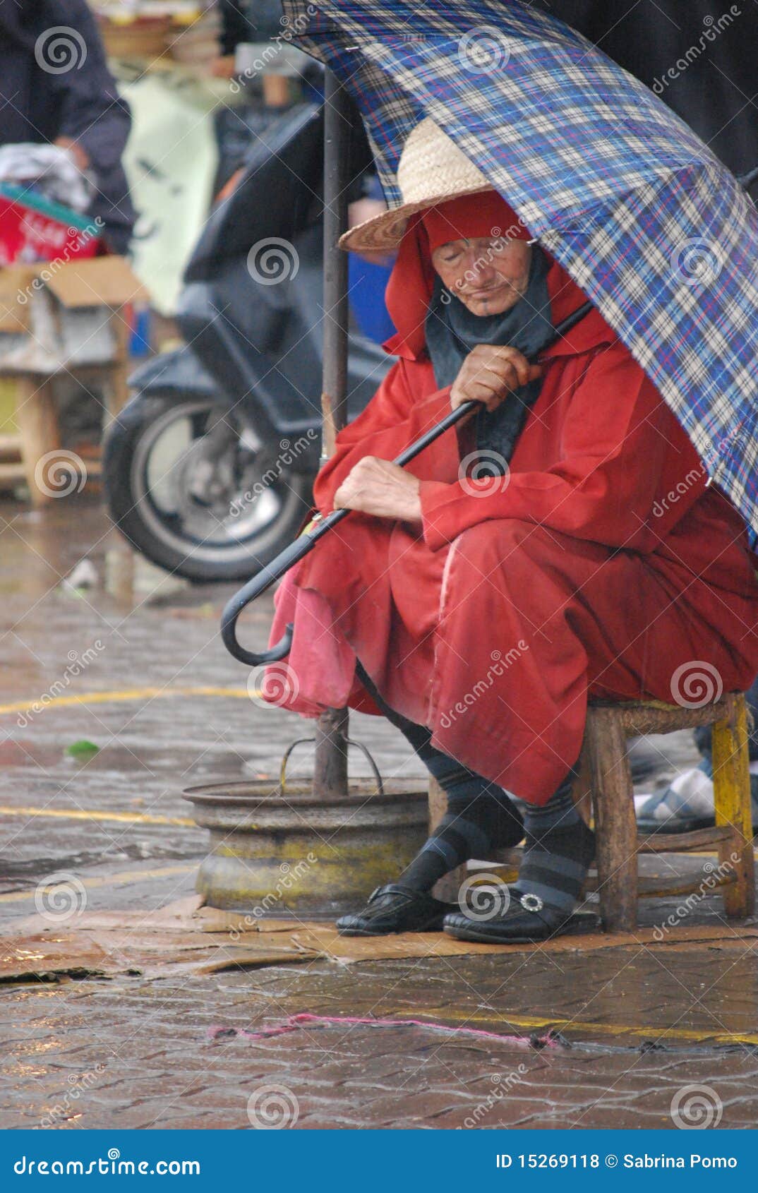 Old moroccan woman editorial stock photo. Image of think - 15269118