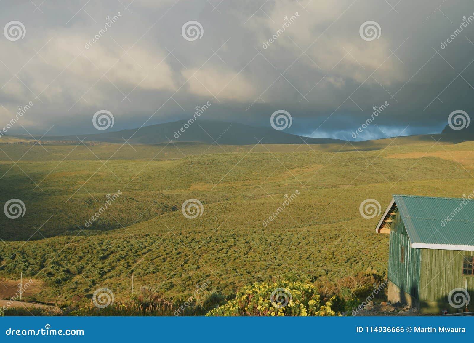Old Moses Camp, Mount Kenya Stock Photo - Image of moses, route: 114936666