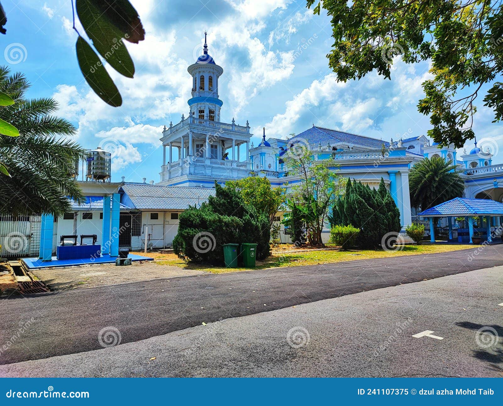 Old mosque in Muar stock image. Image of park, flower - 241107375
