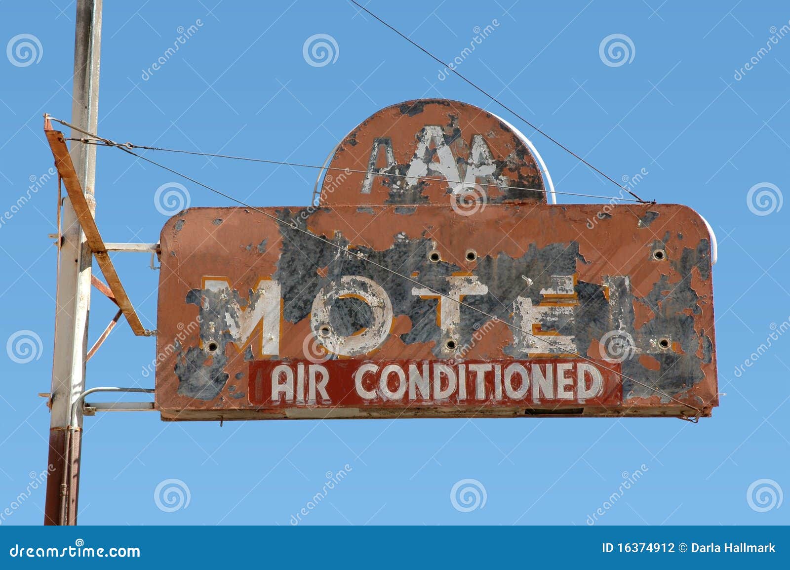 Old motel sign stock photo. Image of electric, travel - 16374912