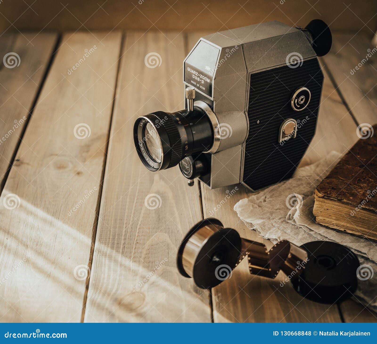 Old Movie Camera. Retro Style Stock Photo - Image of circle, table ...