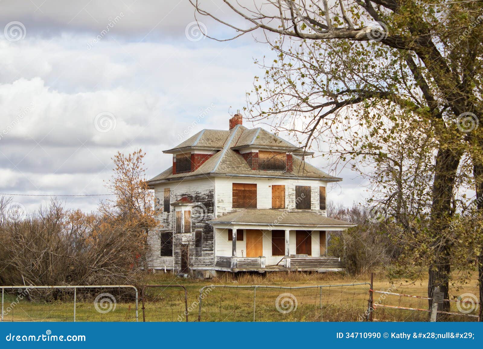 An Old Multi Roofed White House Stock Photo - Image of history, house ...