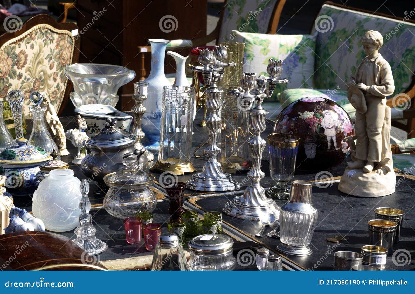 Old Objects on a Flea Market Editorial Image - Image of collect, market ...