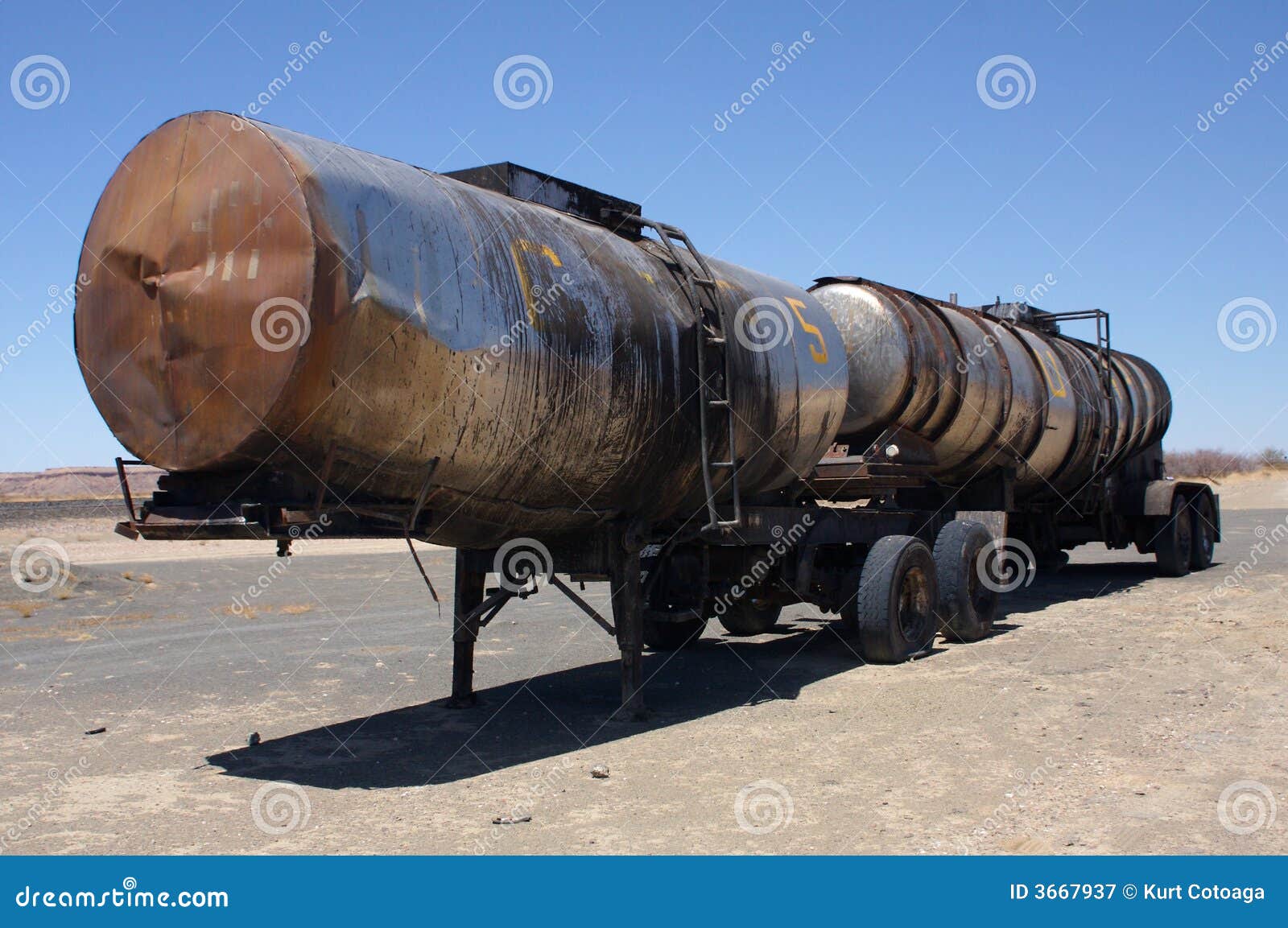 Old Oil Containers stock image. Image of power, desolate - 3667937