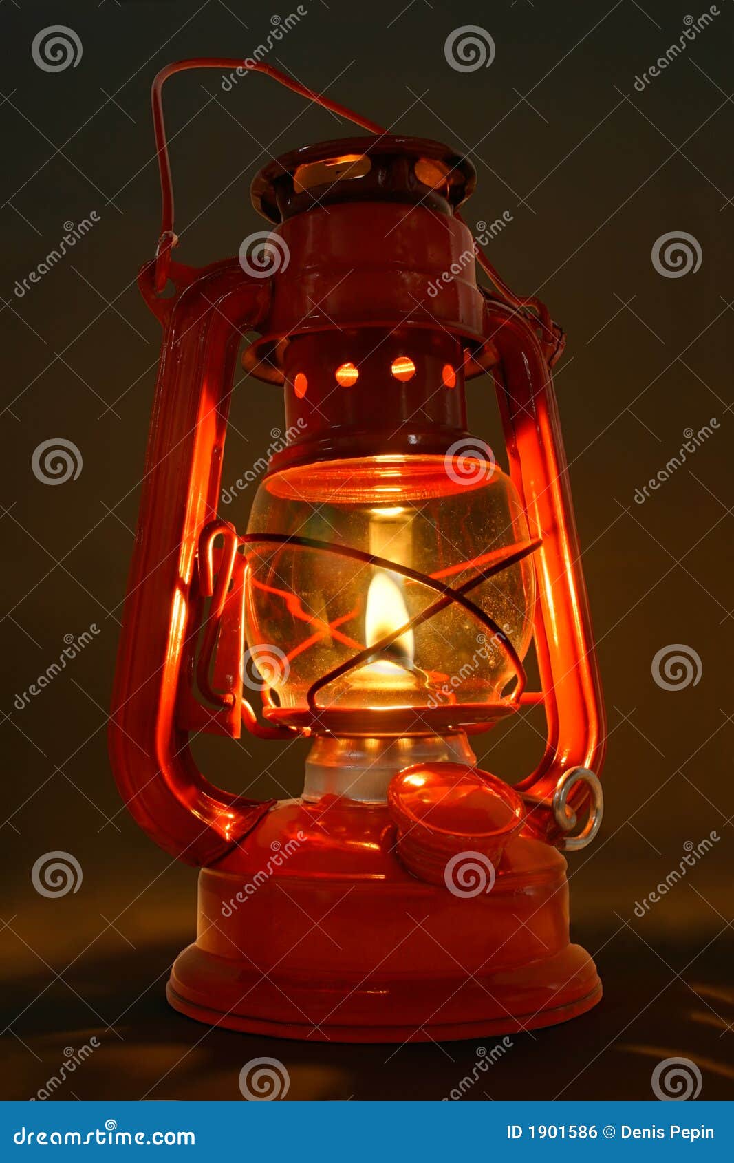 Old Oil Lantern stock photo. Image of kerosene, lamp, aged - 1901586