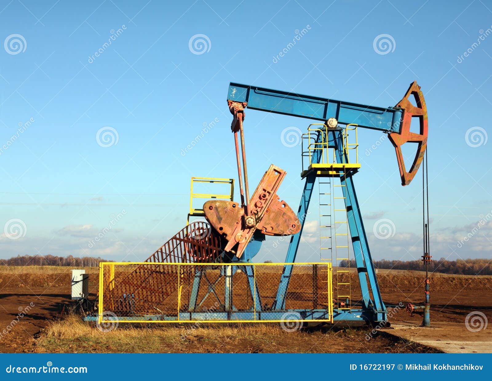 Old oil pump stock image. Image of blue, resource, prairie - 16722197
