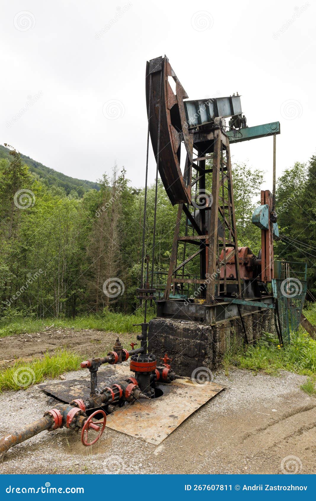 Old Oil Rig, Wildlife Pollution Stock Image - Image of jack ...
