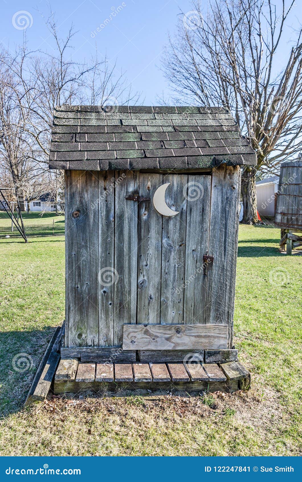 White Crescent Moon Symbol On The Grave Rectangular Granite Slab ...