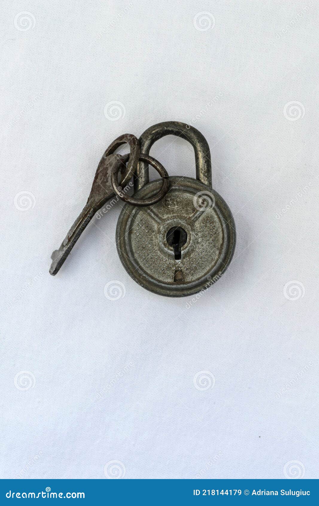 Old padlock and key stock image. Image of mystery, privacy - 218144179