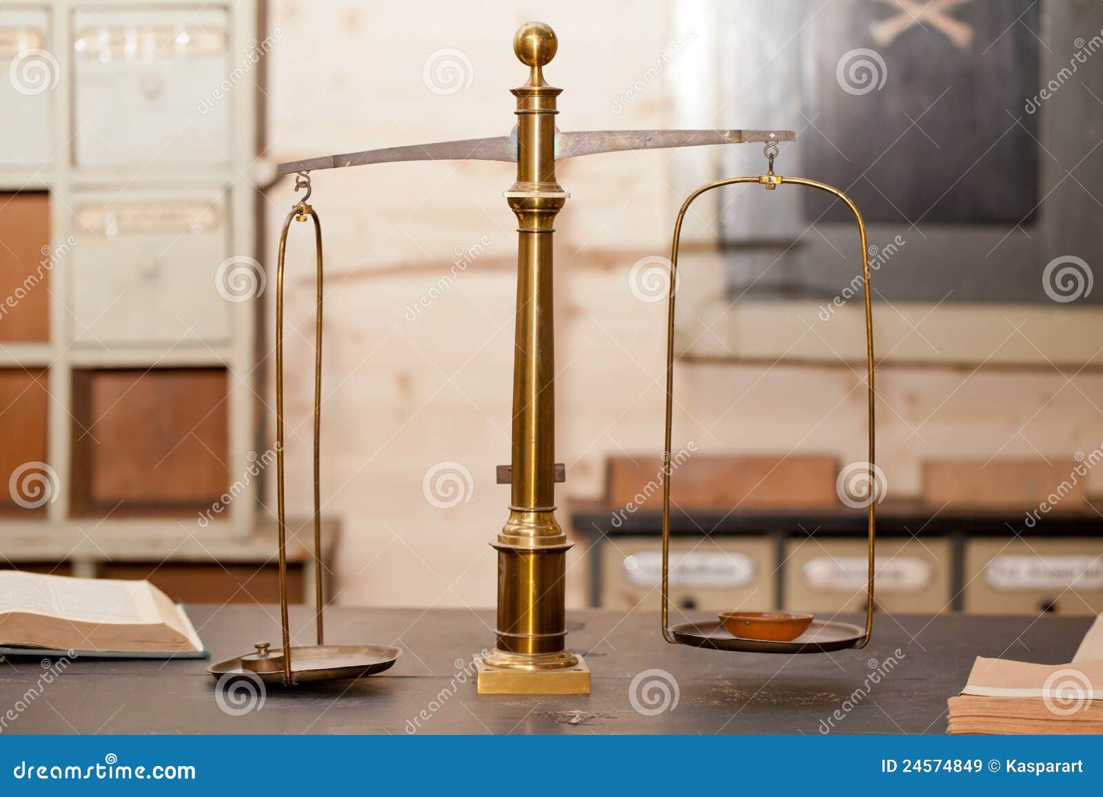 Old Pair of Scales in a Pharmacy Stock Image - Image of medicine, metal ...