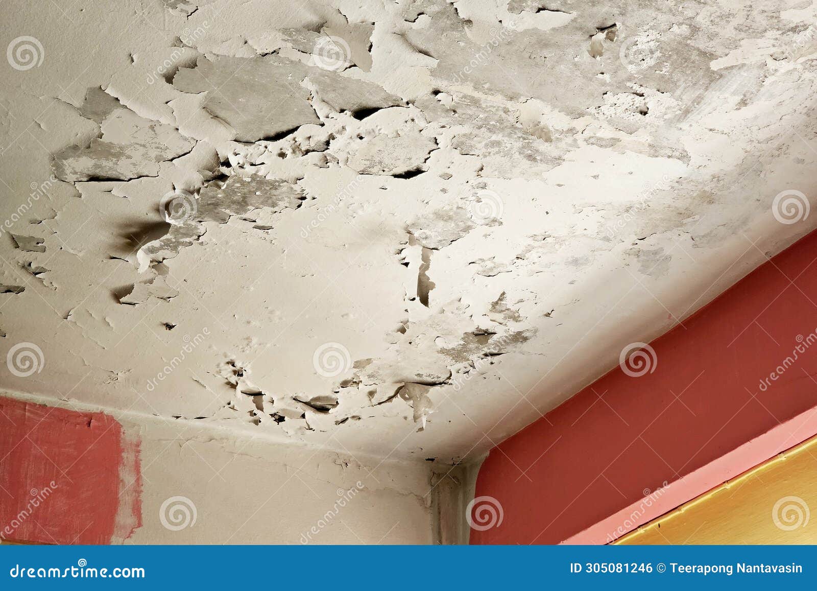 Old Peeling Ceiling for Interior Problem Concept. Stock Photo - Image ...
