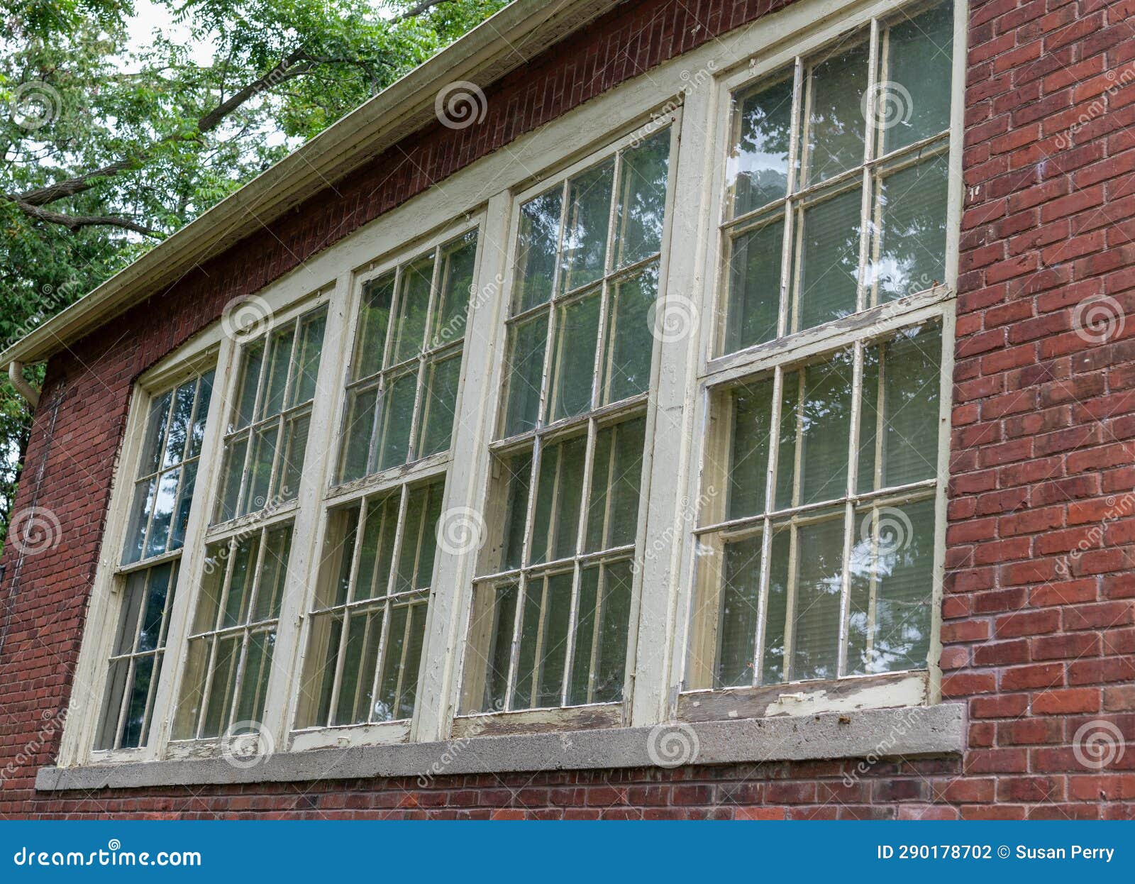 Old Peeling Painted Window Frame on Red Brick Building Stock Photo ...