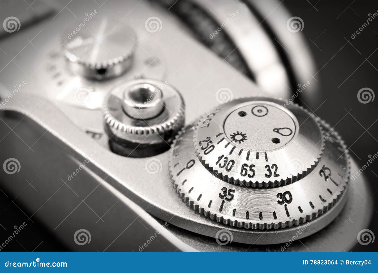 Camera Shutter Background, Color Wheel, Natural Textured Background ...