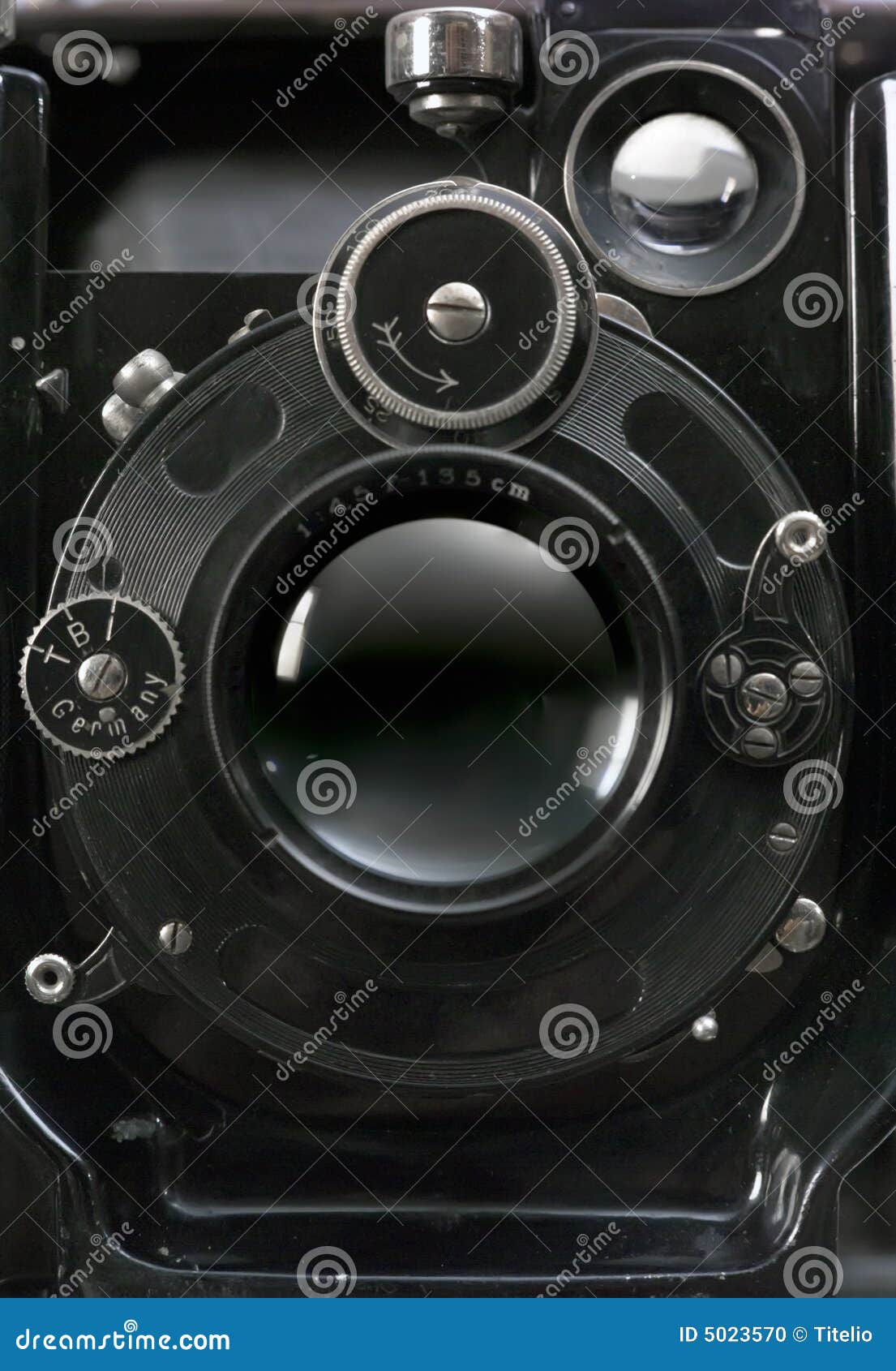 Old photographic camera stock photo. Image of bellow, talk - 5023570