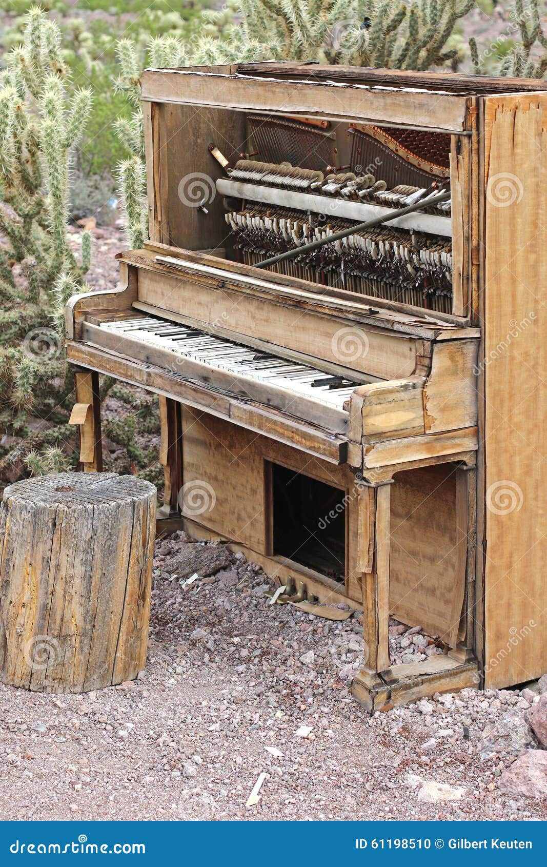 Old piano stock photo. Image of wooden, worn, music, rustic - 61198510