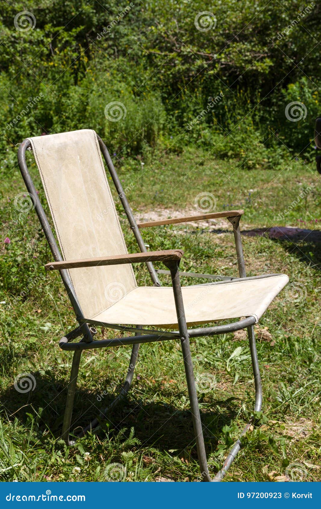 Picnic Chair Royalty-Free Stock Photography | CartoonDealer.com #75997001