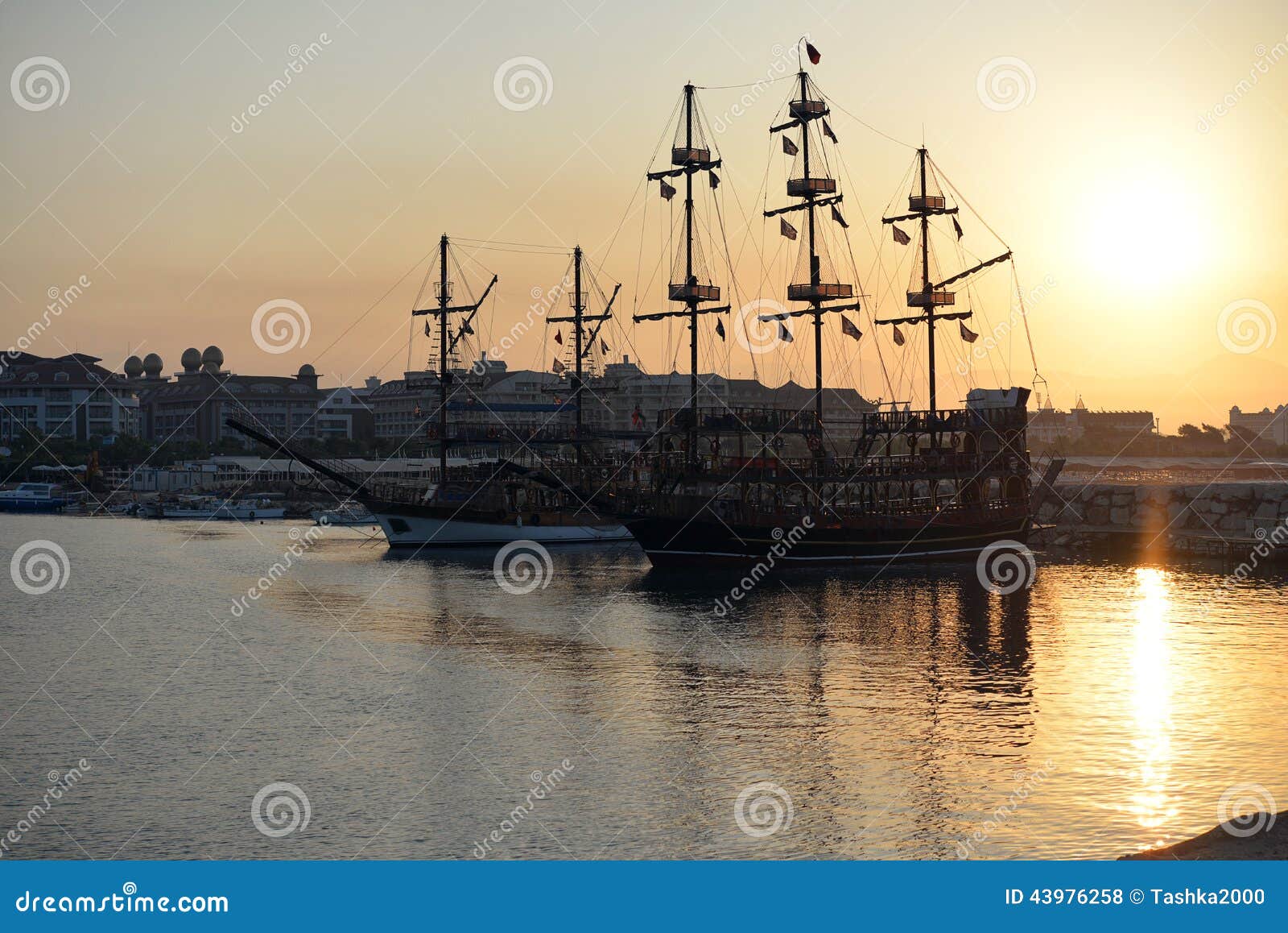 Old Pirate Ship stock photo. Image of cloudscape, ocean - 43976258