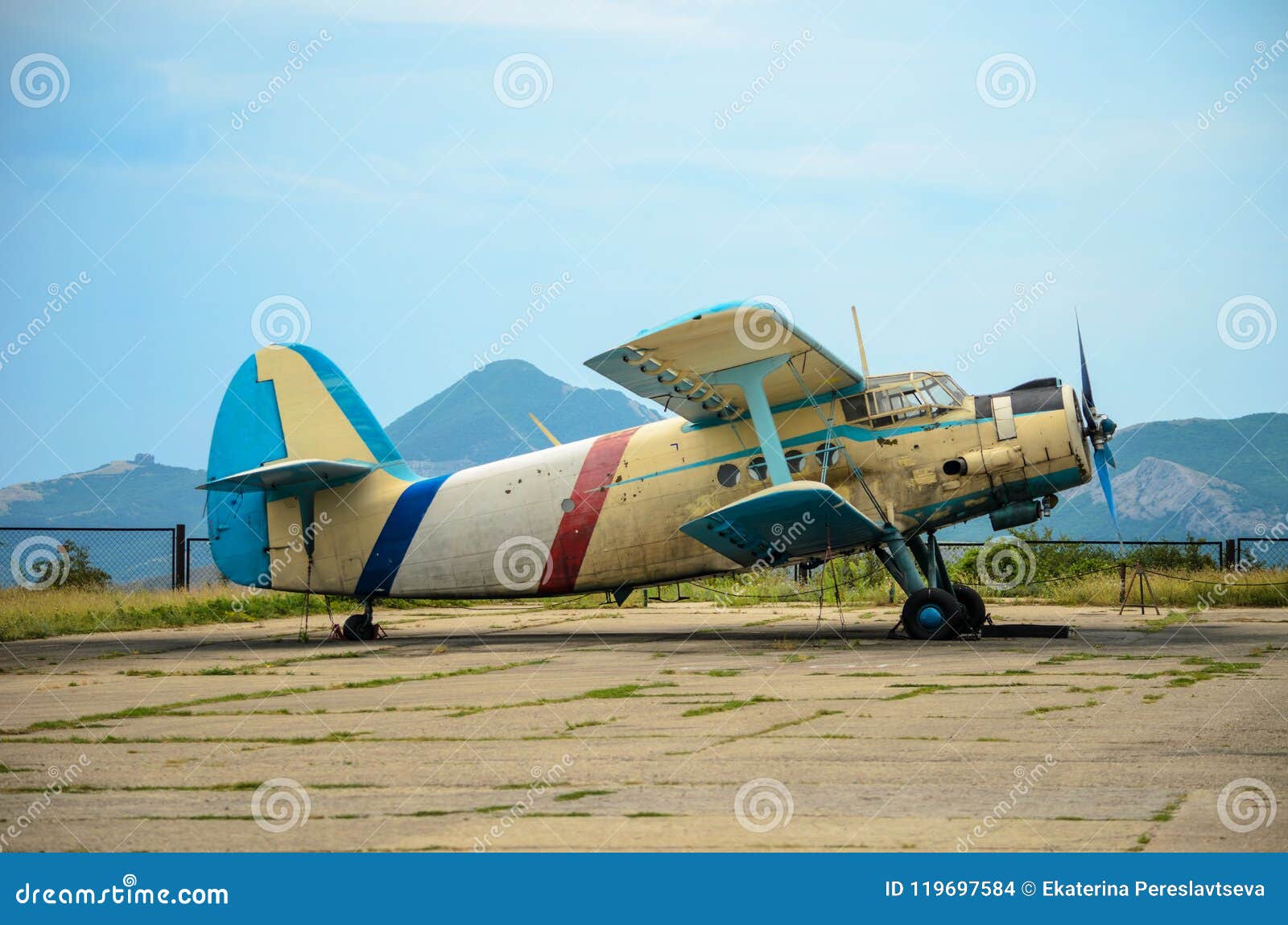 The Old Plane is at the Airport Stock Photo - Image of show, retro ...