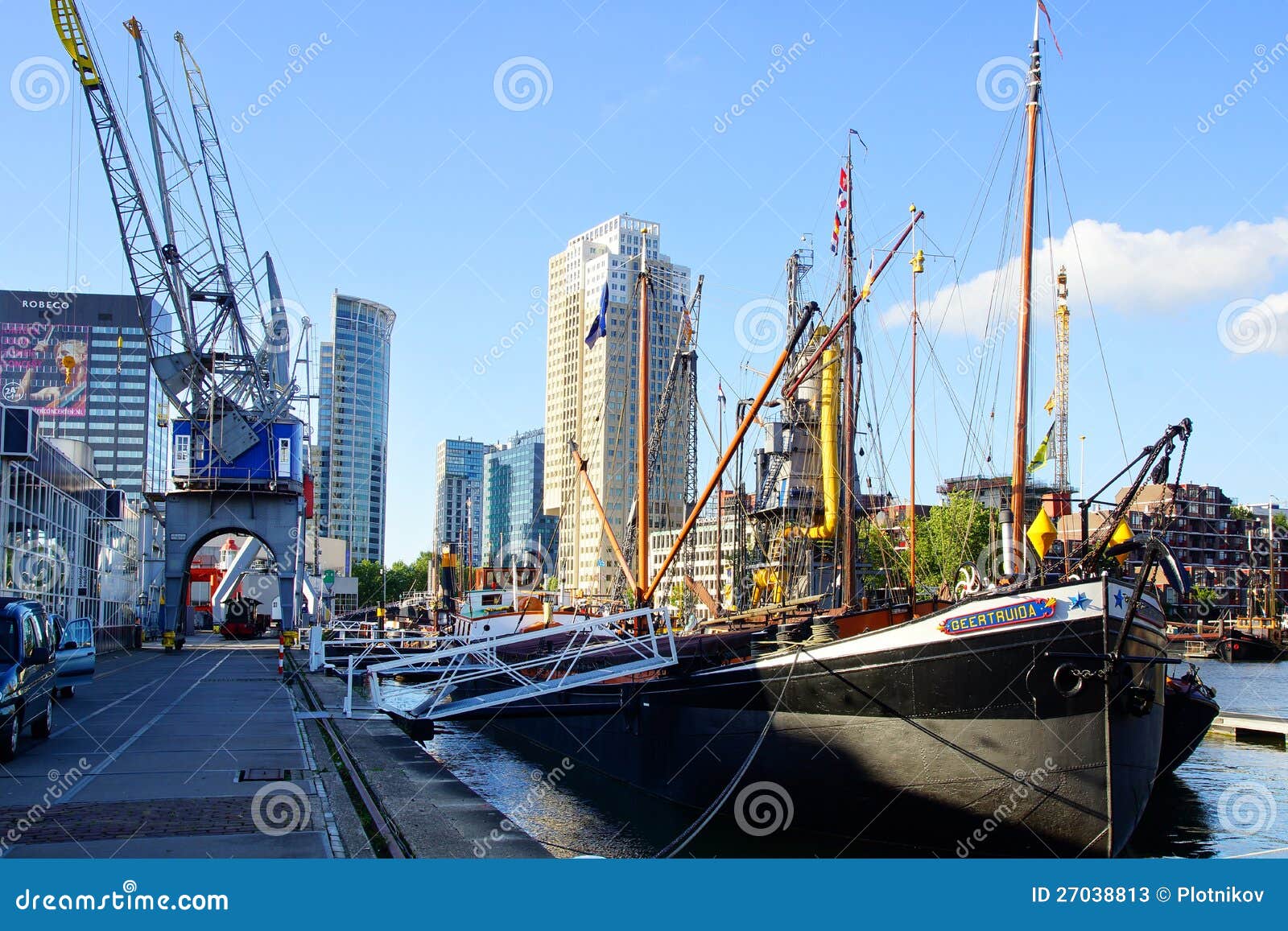Old port in Rotterdam. editorial stock photo. Image of built - 27038813