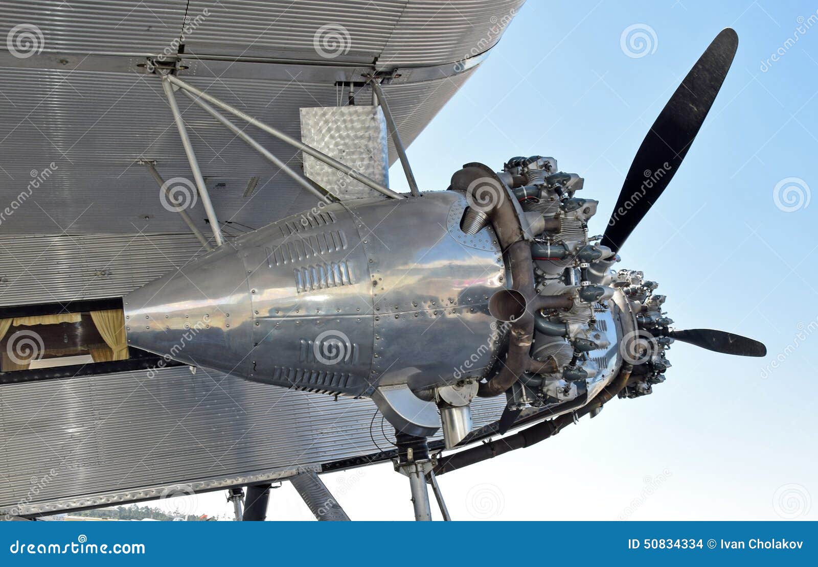 Old Propeller Airplane Engine View Stock Photo - Image of view, metal ...