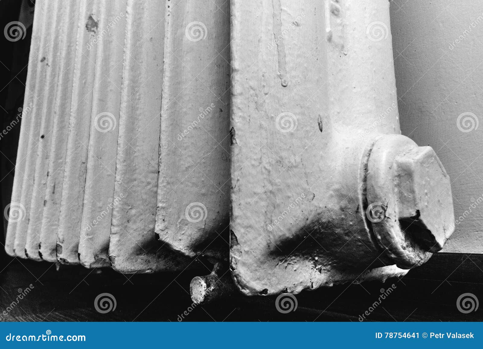 Old radiator stock image. Image of pipe, thermastatic - 78754641
