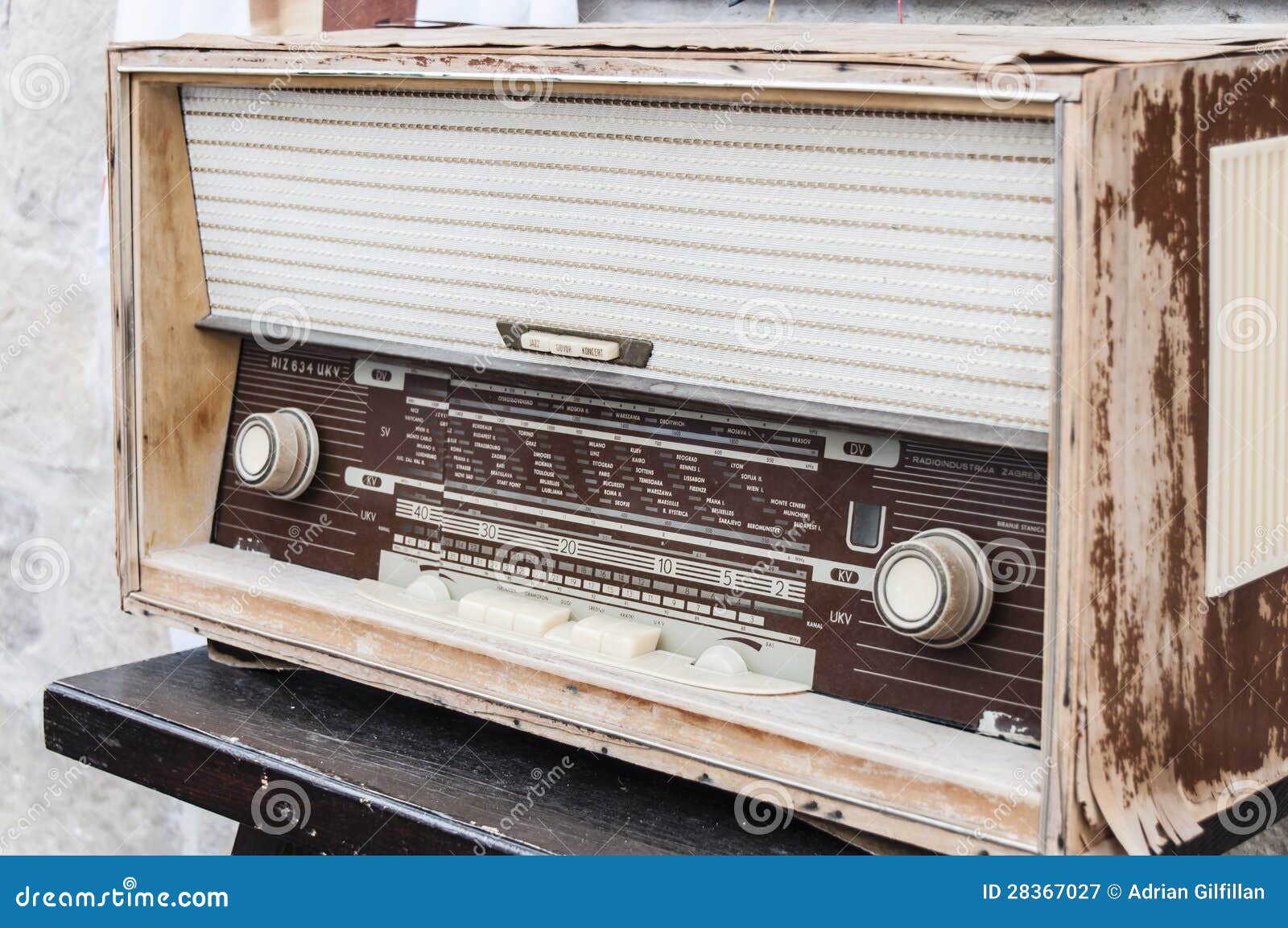 Old radio set stock image. Image of crystal, radio, musical - 28367027
